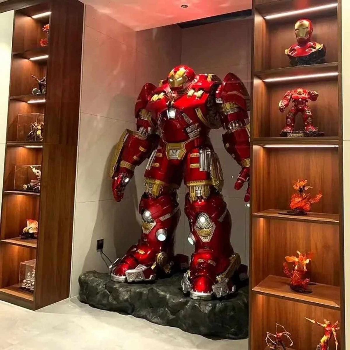 Life-Size Hulkbuster Iron Man Statue High Quality Marvel Resin Sculptu ...